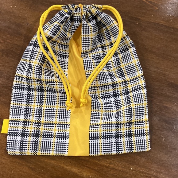 ipsy | Bags | New Clueless Ipsy Drawstring Bag | Poshmark